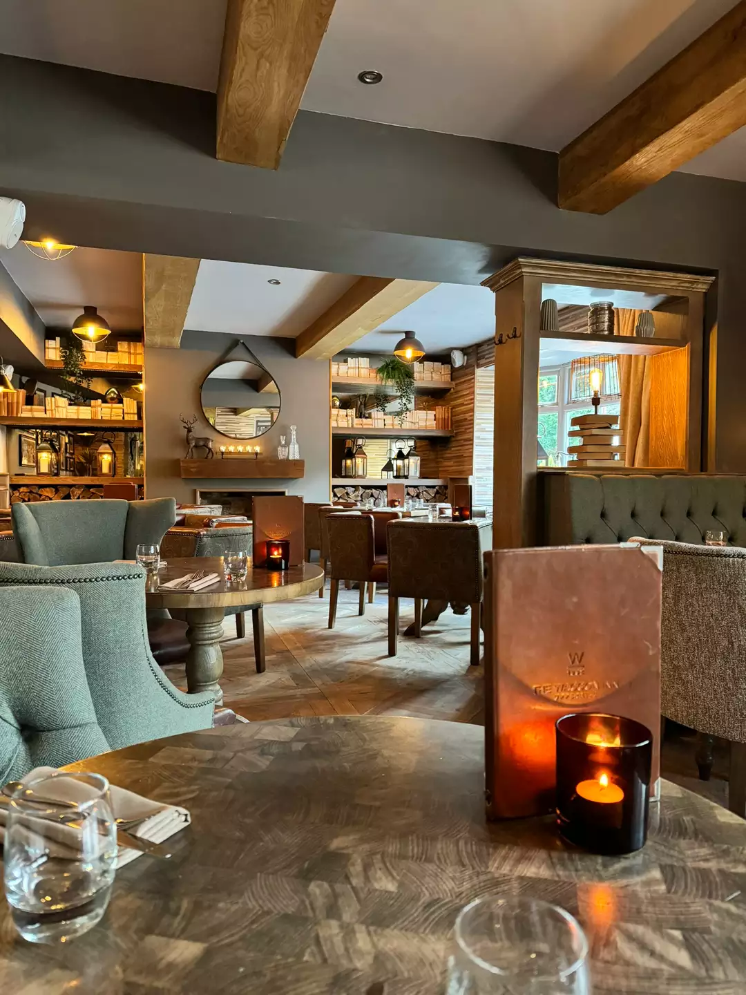 Book a Table at The Waggon Uppermill – Restaurant & Bar Reservations